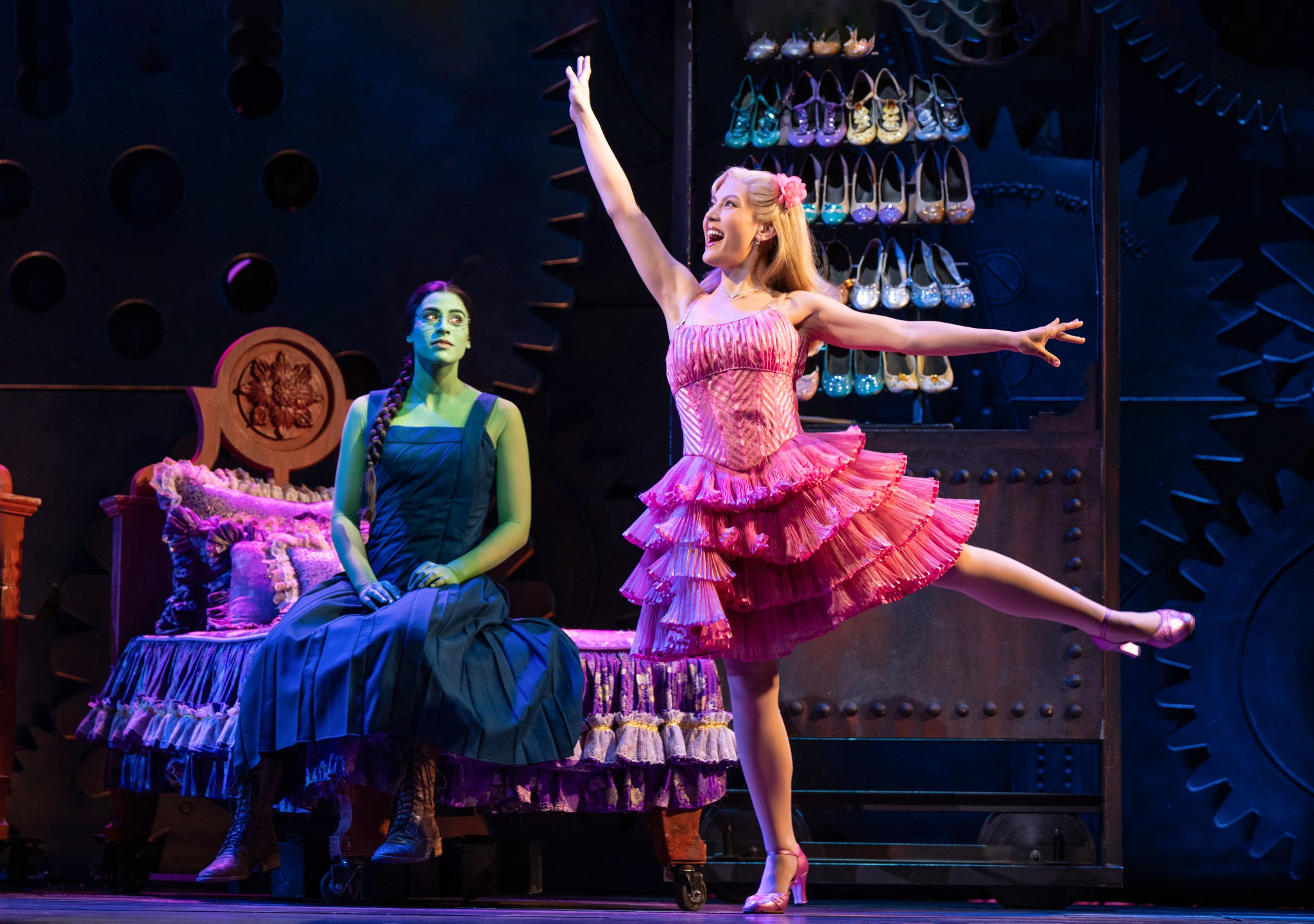 Theatre Review: ‘Wicked’ at Shea’s Buffalo Theatre